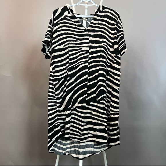 H&M | Tops | Hm Zebra Animal Print Black And White Tunic Shirt Dress ...